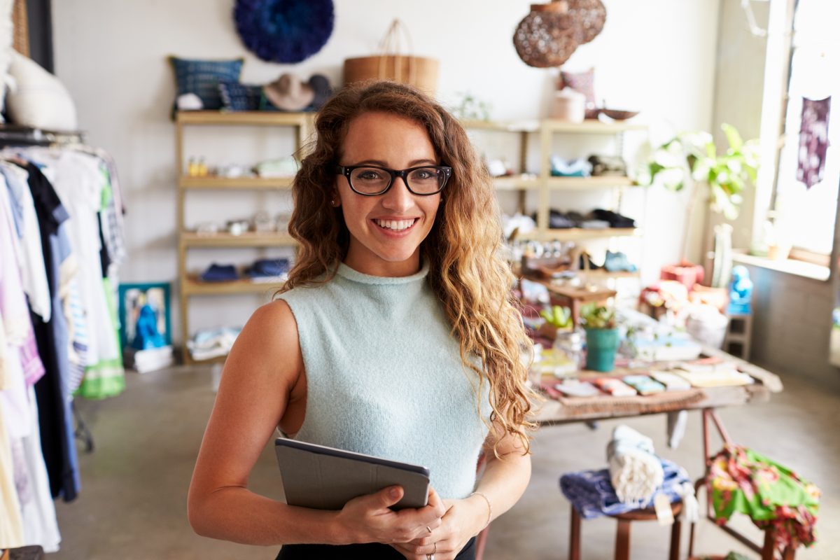 How to Become a District Manager — and What You Need to Succeed in the ...
